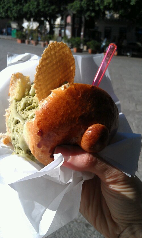 Forget Time: Brioche con Gelato - Experience Sicily