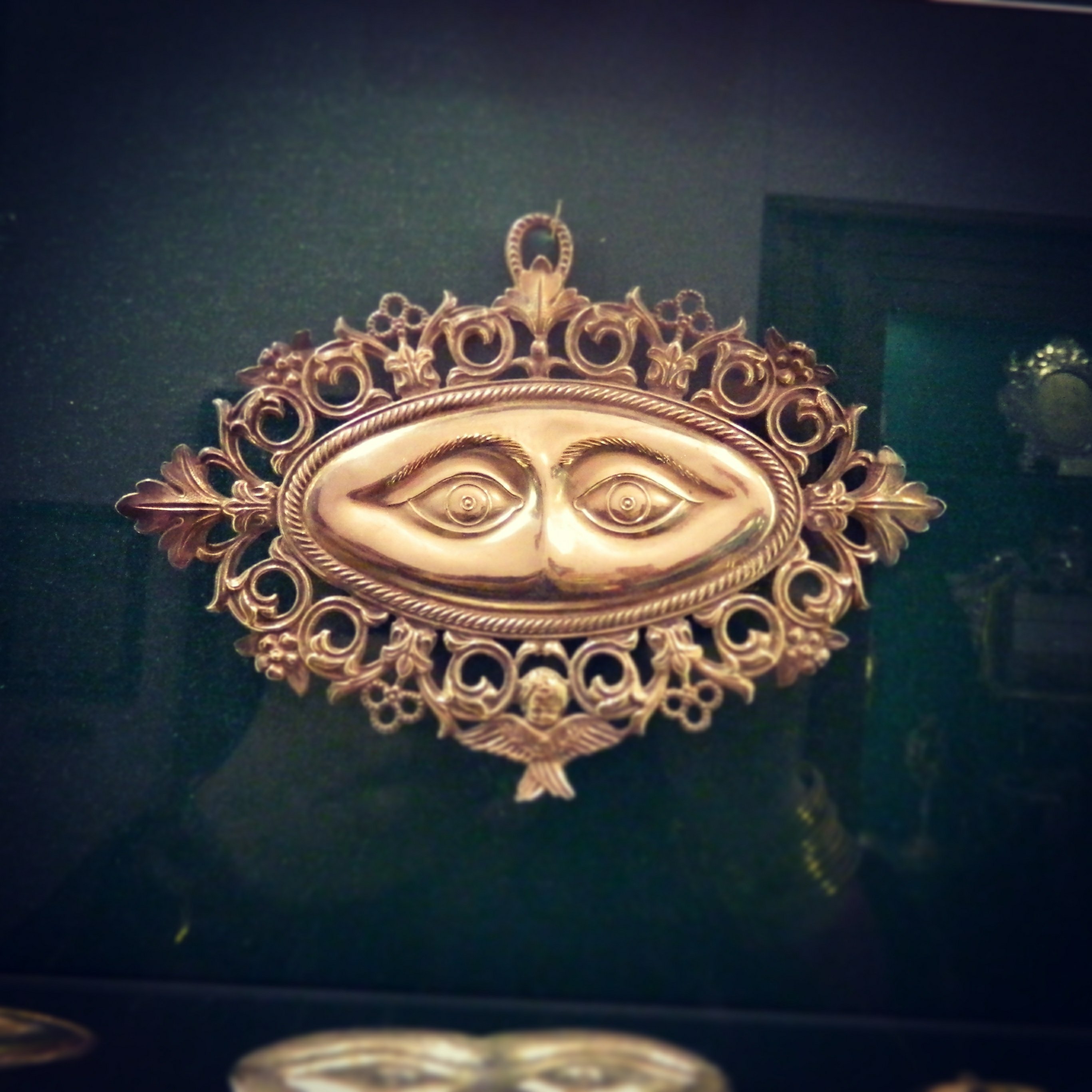 These Eyes - Experience Sicily