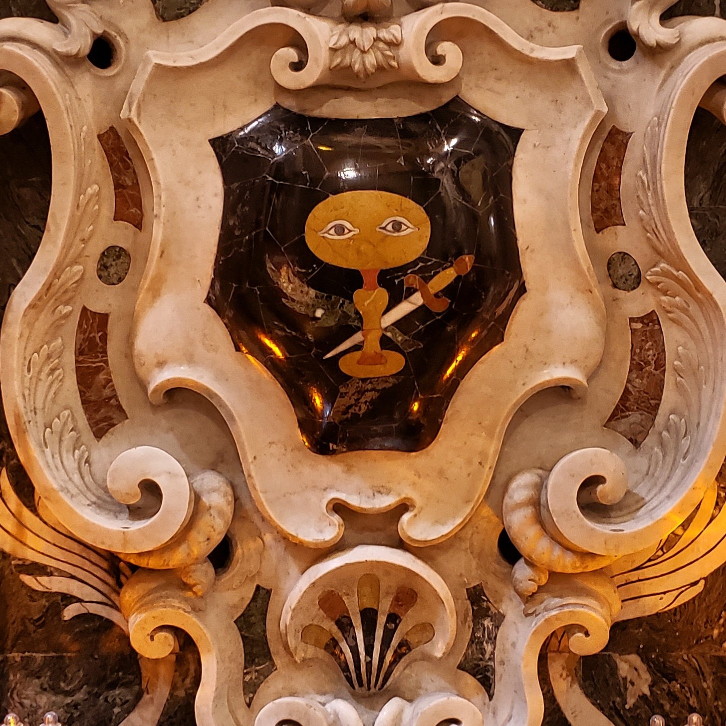 A Dagger? Eyes On A Plate? What Intrigue! - Experience Sicily